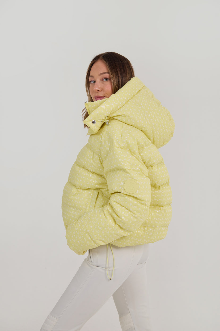 Apricity Oversized Ski Jacket - Yellow / White – My Sunday Ski