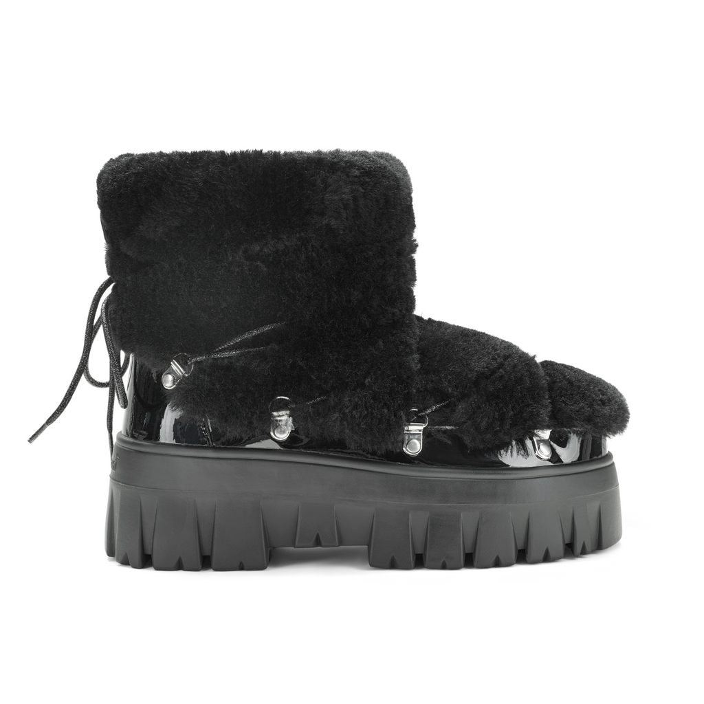 Lug Tread Shearling Snow Boots - Short Black – My Sunday Ski
