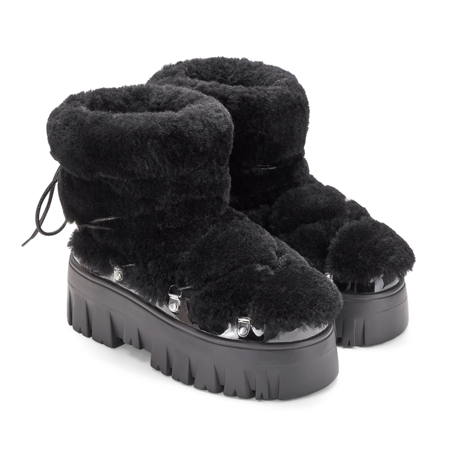 Lug Tread Shearling Snow Boots - Short Black – My Sunday Ski
